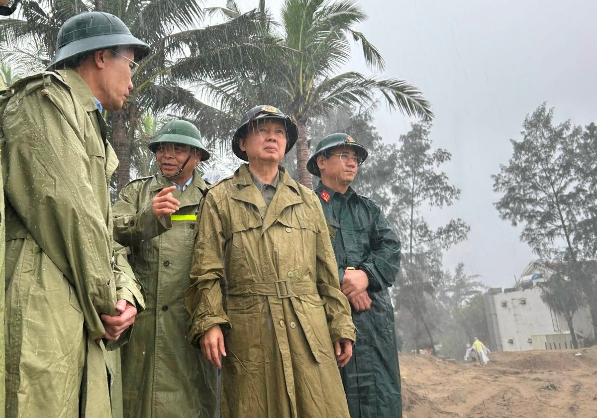 Phó Thủ tướng Trần Hồng Hà: Ưu tiên đảm bảo an toàn tính mạng nhân dân